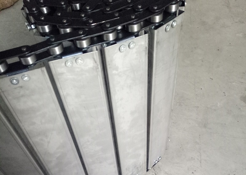 Conveyor 304 Stainless Steel Mesh Chain 220V 500mm Width For Transportation